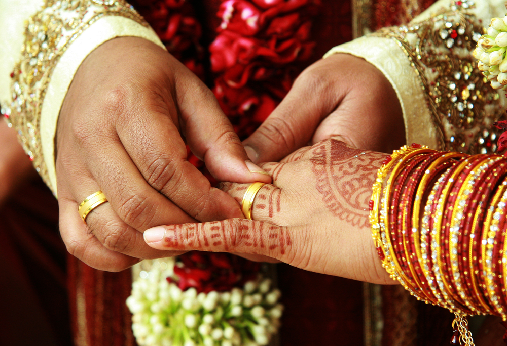 Can I Keep My Maiden Name After Marriage 