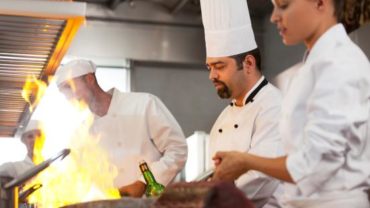 How do chefs get paid?