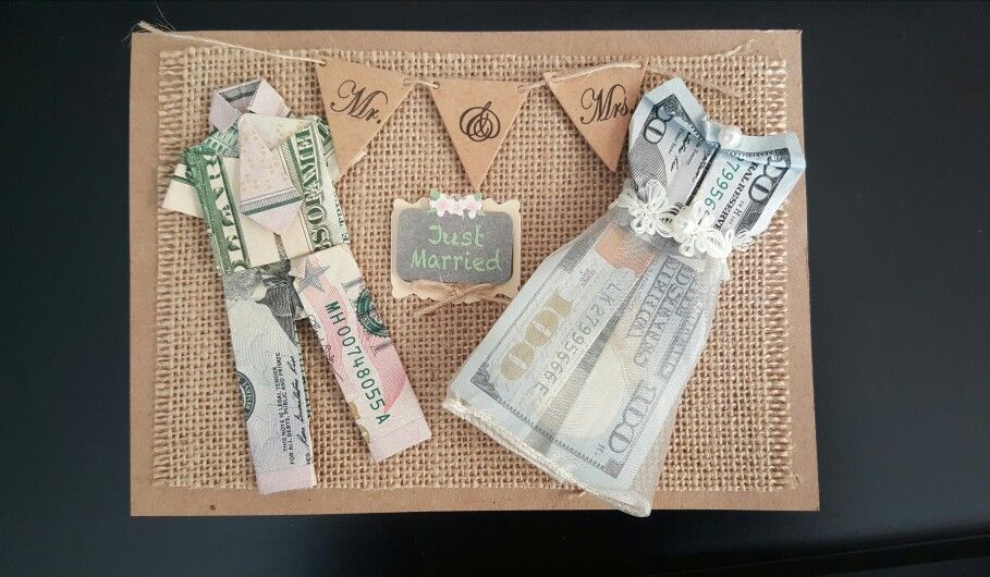 Is It OK To Give Cash At A Bridal Shower 